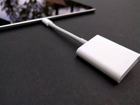 Apple’s First SuperSpeed USB Lightning Accessory: The Lightning to SD ...