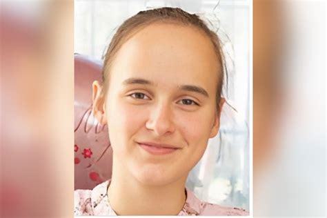 14-летняя девочка-подросток пропала в Нижнем Новгороде