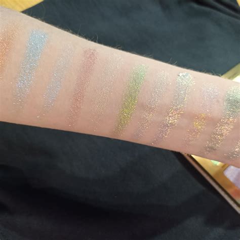 Adept Cosmetics: The Seahorse, in natural and artificial light (video ...