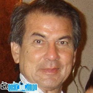 Dẫn chương trình truyền hình Mario Machado