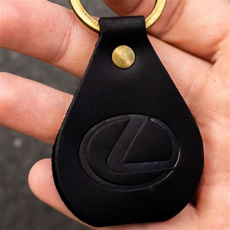 Брелок до ключів Lexus