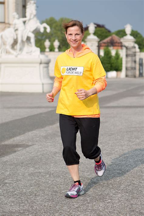 Lauftraining für den erste bank vienna night run mit Kristina Sprenger ...