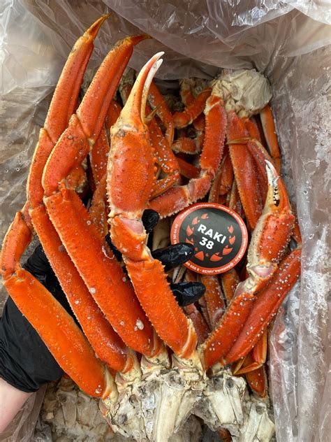 Варёно-мороженные КЛЕШНИ КРАБА СТРИГУН в Иркутске