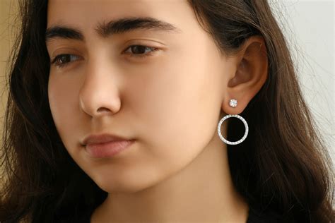 Сережки джекети зі срібла 925 з фіанітами - Dadiverin Jewelry