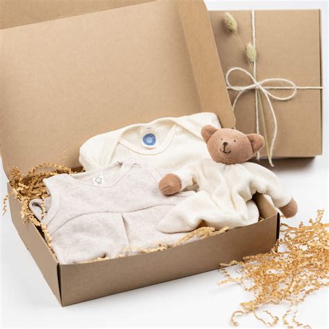 Baby Geschenkboxen - Schöne Geschenksets zur Geburt