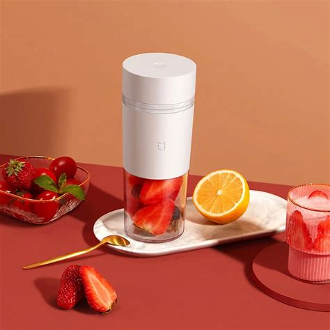 The Xiaomi MIJIA Portable Blender will make you a tasty and healthy ...