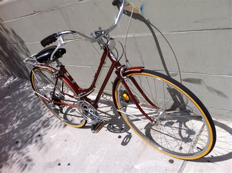 Cycle Sensei: 1976 Schwinn Suburban Ladies Red