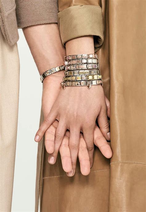 Charms & bracelet links: Composable symbols | Nomination