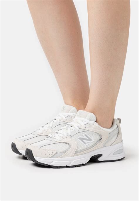 New Balance MR530 UNISEX - Sneakers laag - sea salt/crème - Zalando.be