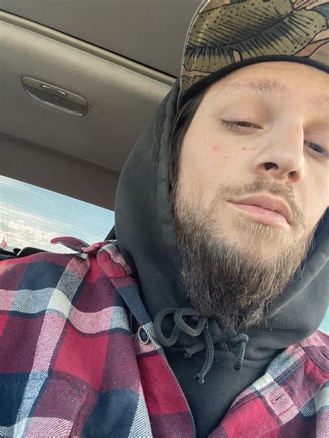 19 dom looking for fags to come serve me, dm with why you should be ...