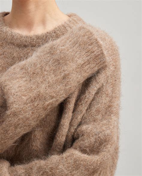 Свитер из альпаки с круглым вырезом (верблюжий цвет) – купить за 5 299 ...