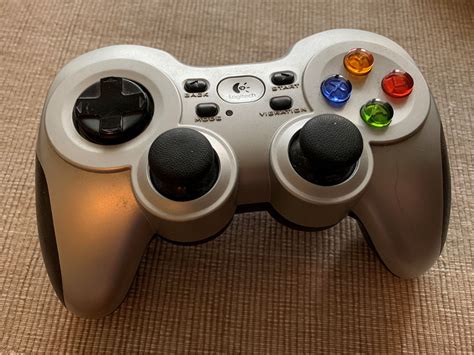 How To Set Up a Logitech Game Controller | Robots.net