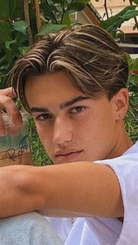 Surfer Hairstyles, Young Men Haircuts, Mens Hairstyles Thick Hair ...
