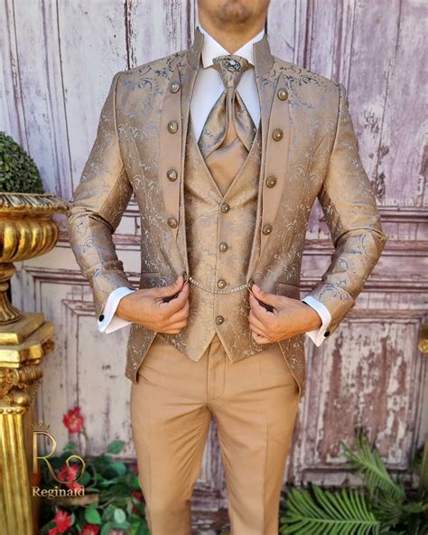 Costum de ceremonie, Bej, Colectia Ginere/Mire 2022 - C3855