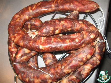 Сыровяленая колбаса – кулинарный рецепт