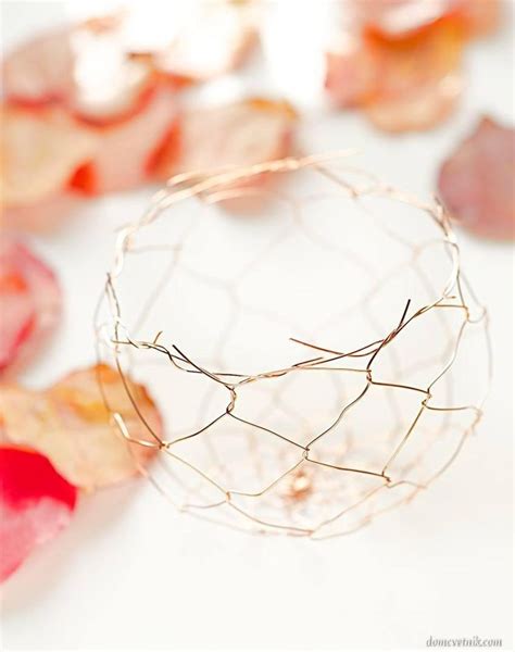 Декоративная корзинка из проволоки своими руками | Copper diy, Wire diy ...