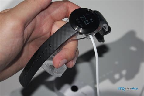 Honor Band фитнес-браслет с круглым экраном - MegaObzor