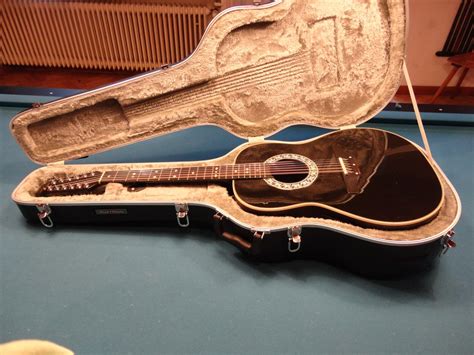 Ovation Custom Balladeer 1755-5 - MusJournal - Музыкальный Журнал