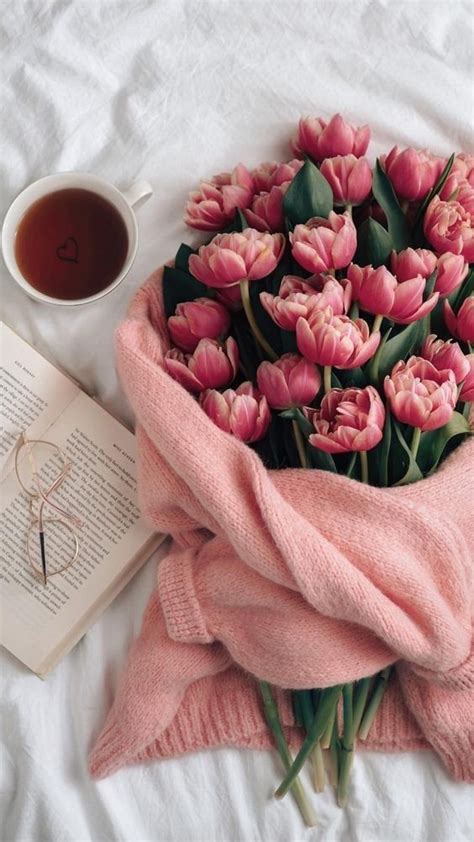 Pin by Shagofa Nailed it on A E S T H E T I C | Book flowers, Rose ...
