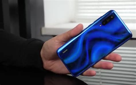 Обзор смартфона Xiaomi Mi 9 Lite с плюсами и минусами
