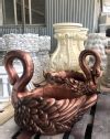 Ваза садовая из бетона Лебедь купить недорого от производителя