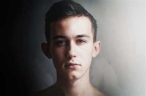 [フリー写真] 外国人男性の顔でアハ体験 - GAHAG | 著作権フリー写真・イラスト素材集