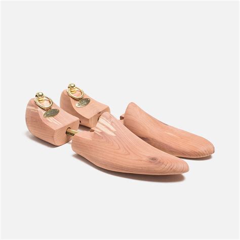 Распорки для обуви Loake Brushed Lasted Wooden Shoe Tree, XATREE