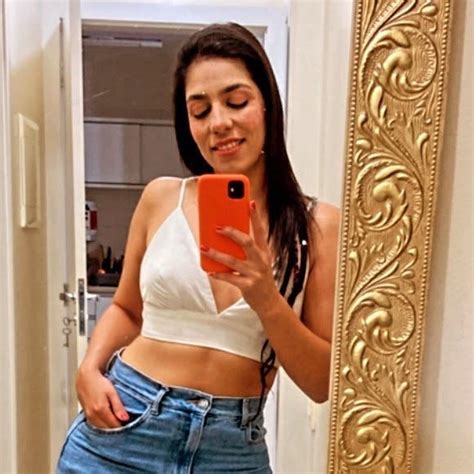Thais (@thais.amandah) • Threads, Say more