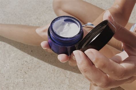 Granactive Retinoid vs. Retinol: What's The Difference Between the Two