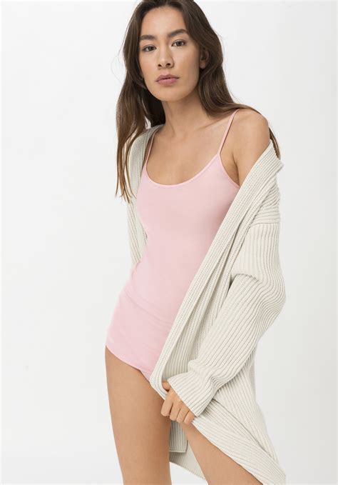 Fair women's fashion - natural women's clothing - hessnatur Deutschland