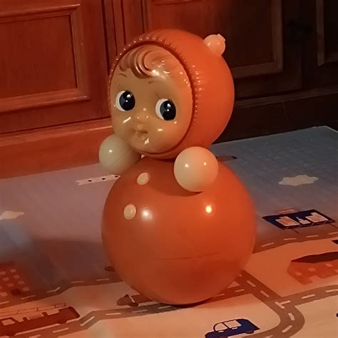 Создать мем "советская неваляшка, неваляшка игрушка ссср, неваляшка ...