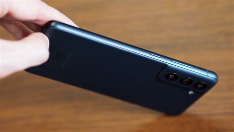 Recenze Samsung Galaxy S21 FE – Když nechcete vytroubit, že máte ...