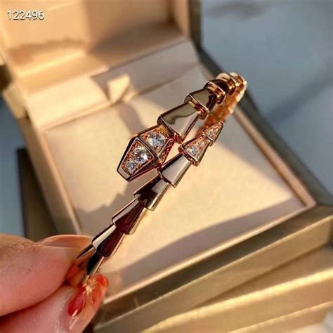 Bvlgari Браслет Браслет-змейка - купить с доставкой по выгодным ценам в ...
