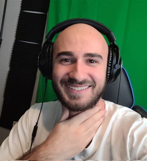 Briggs on Twitter: "IM BALD BRIGGS"