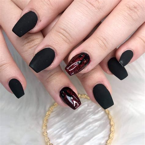 Kim Nguyen adlı kullanıcının Pro nails panosundaki Pin