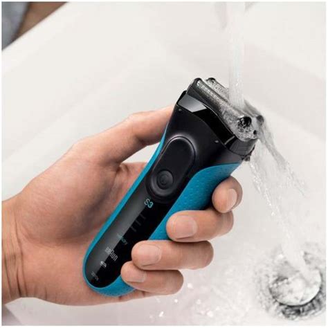 Braun 3040s Series 3 Wet & Dry Men's Electric Shaver