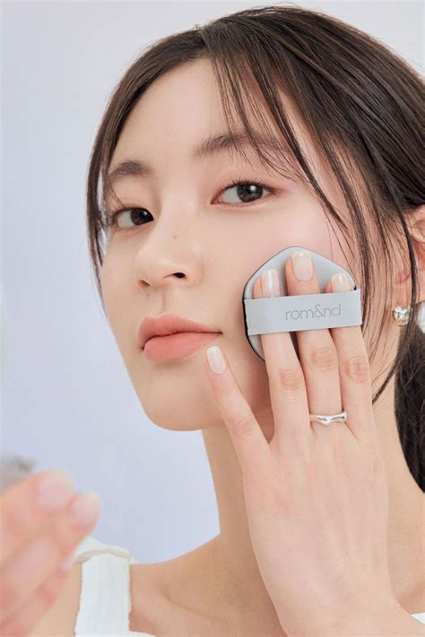 Тональный кушон для лица ROM&ND 03 Natural 21 Nu Zero Cushion SPF 24 ...