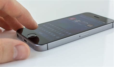 Iphone SE estará disponible para 2018 - Fanáticos del Hardware