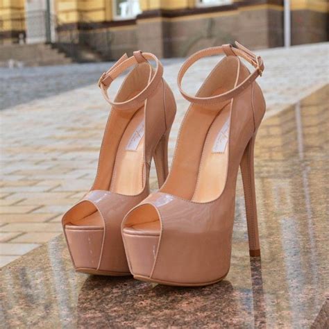 Туфлі бежеві лак | Ankle strap pumps, Heels, Pumps heels