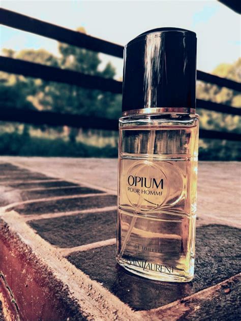 Opium Pour Homme Yves Saint Laurent одеколон — аромат для мужчин 1995