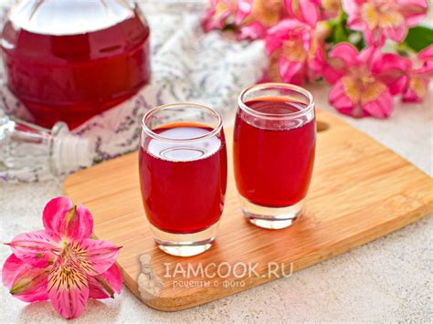 Настойка из черноплодной рябины на спирту (или водке) — рецепт с фото ...
