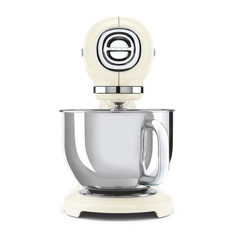 Küchenmaschine SMF03 von Smeg | Connox