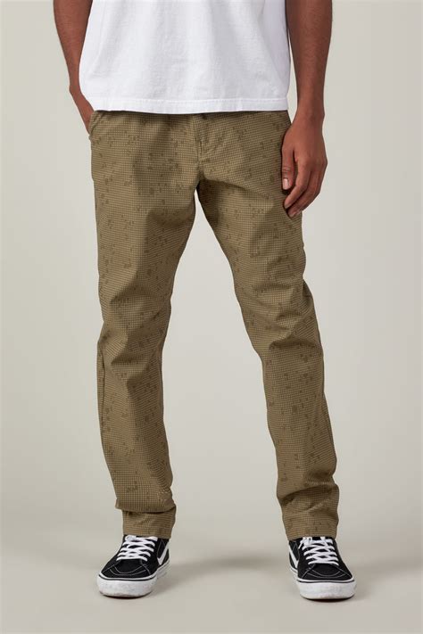 686 Technical Apparel — Outdoor, Snowboard, and Ski Gear – 686.com