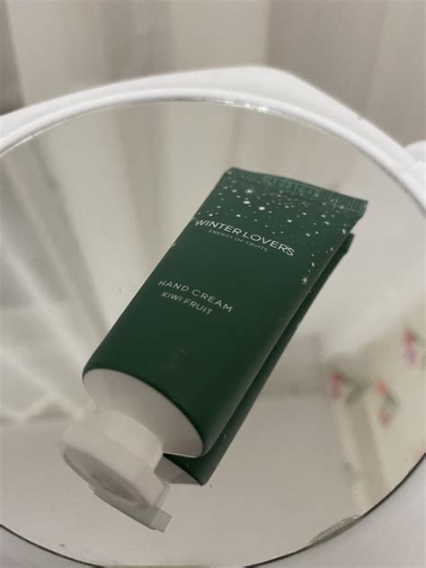 Крем для рук MINISO WINTER LOVERS energy of fruits HAND CREAM kiwi ...