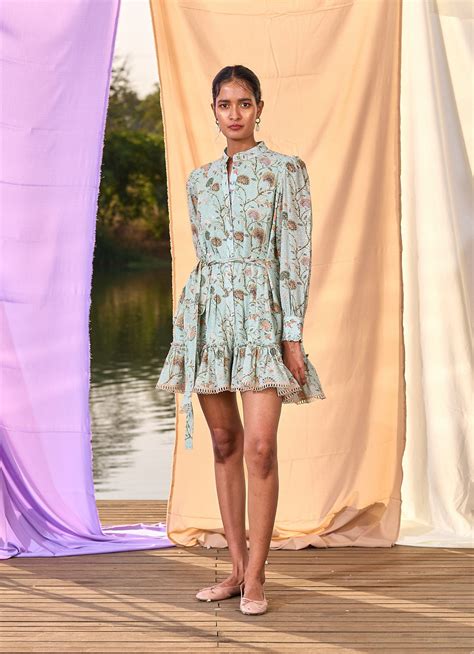 Look 1 – Nava