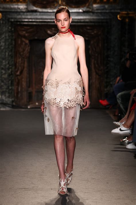 Lan Yu Fall-winter 2016-2017 - Couture