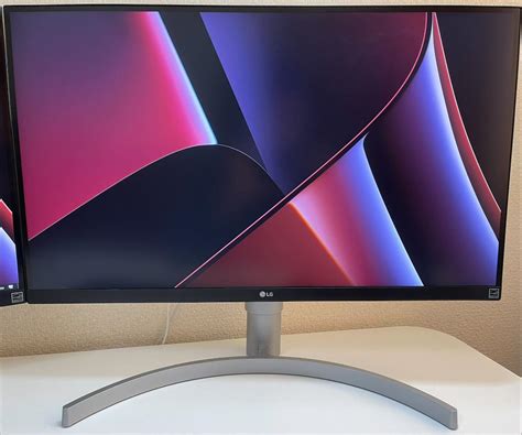 フリッカー LG 27UL650-W 27インチ/4K/HDR400//IPS タビライザ