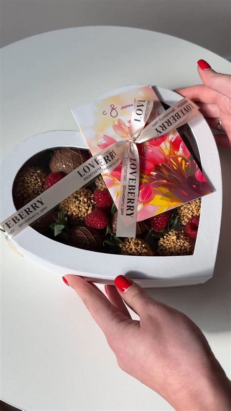 Клубника в шоколаде, голубика в шоколаде,подарочный набор | Chocolate ...