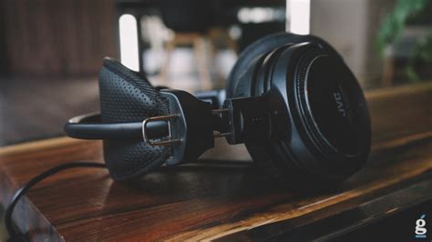 JVC HA-RX900 — наушники с хорошей эргономикой и качественным звуком