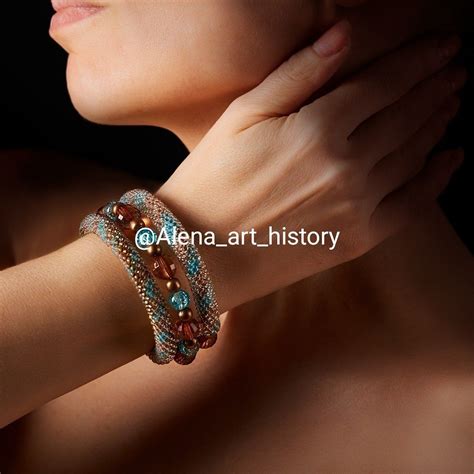 Браслет из бисера | Bangles, Jewelry, Bracelets